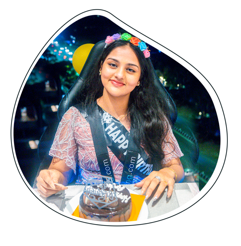 VGP Wonder World, Fly Dining, Zipline, Trampoline, Bounce House ...